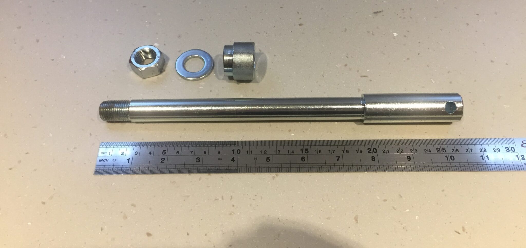 17mm spindle (17-014) 265mm overall length, 70mm shoulder. – Classic ...