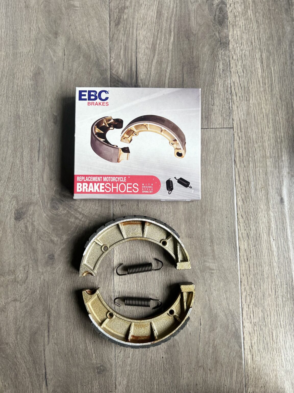 Grimeca 160mm brake shoes with springs made by EBC – Classic & Vintage ...